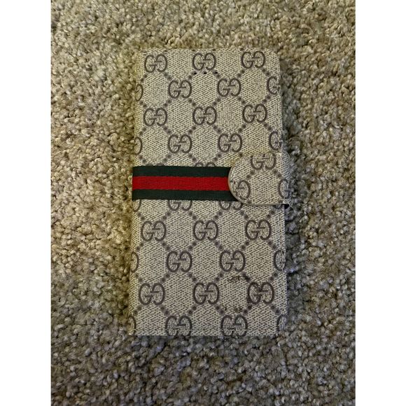 Gucci | Bags | Gucci Phone Wallet | Poshmark